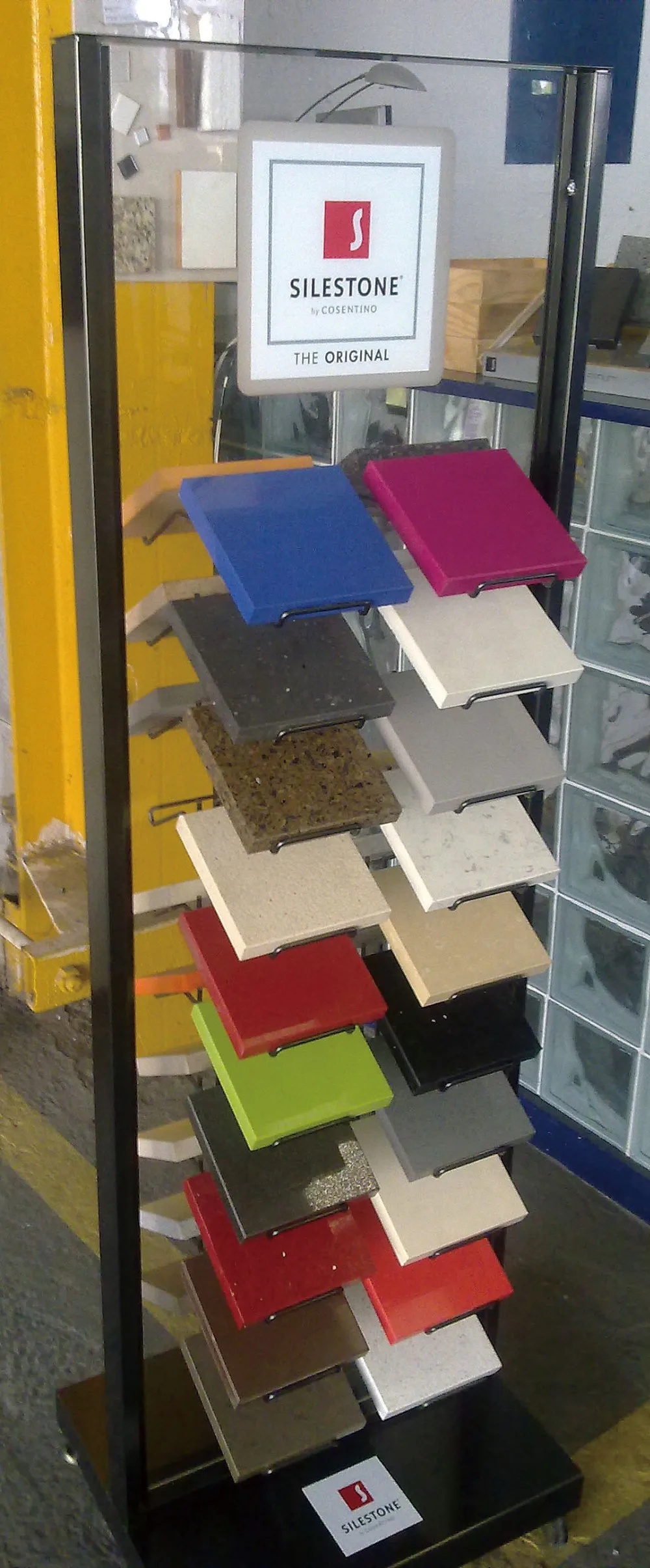 Quartz Stone Display Shelf - Elegant and Durable Stand