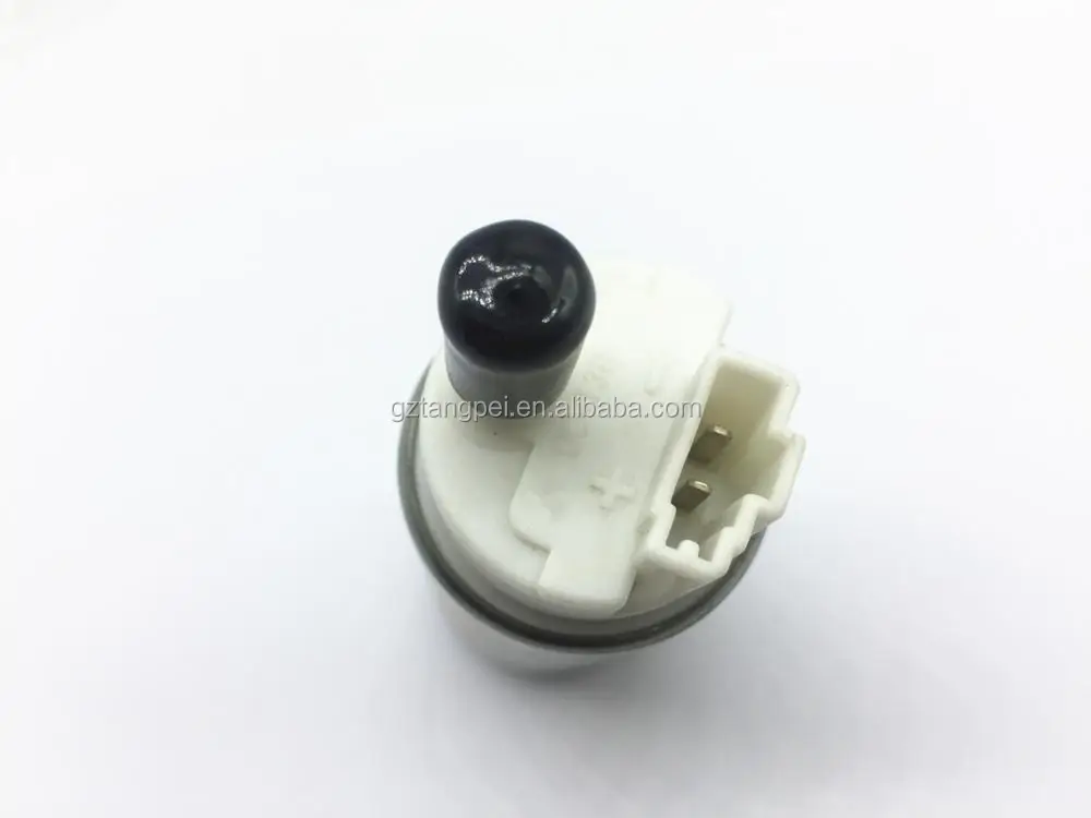 电燃油泵uc-t30 Su-zuki Gsr600 Oem 15100-57b01 15100-80c01 15100-01h00 ...