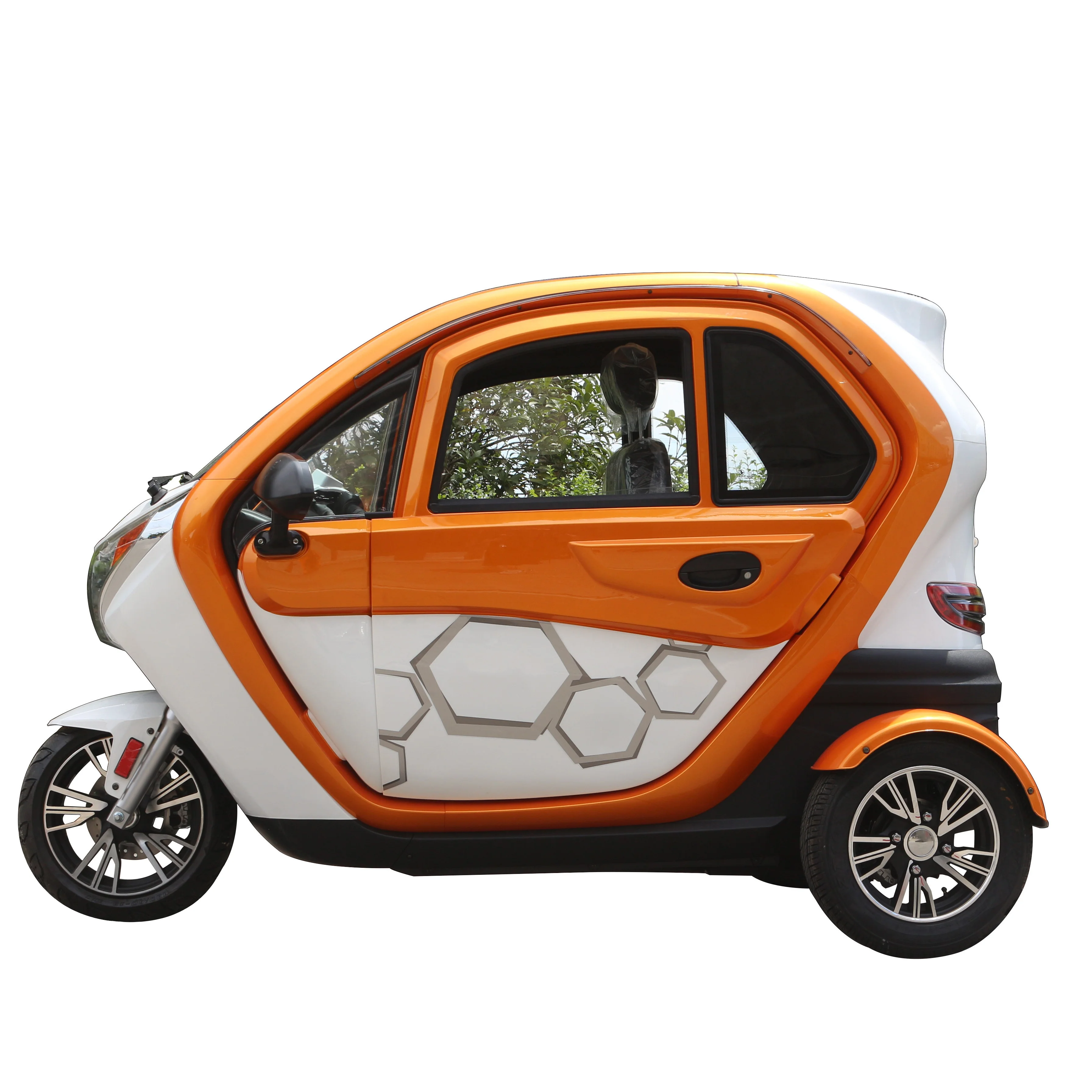 Closed Body Electric Tricycle - Reliable Passenger Transport