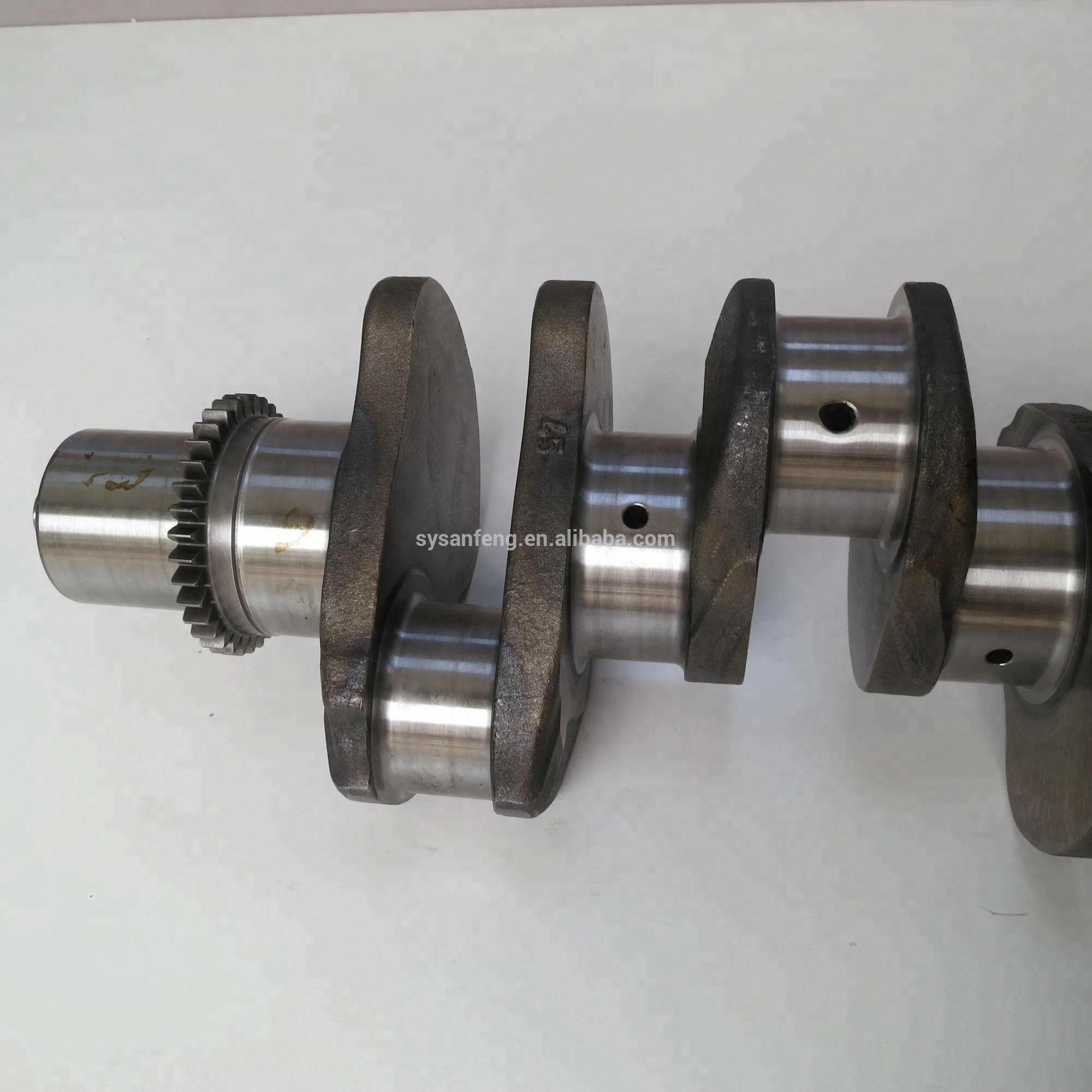Dongfeng Truck Isbe Diesel Engine Crankshaft 2830476