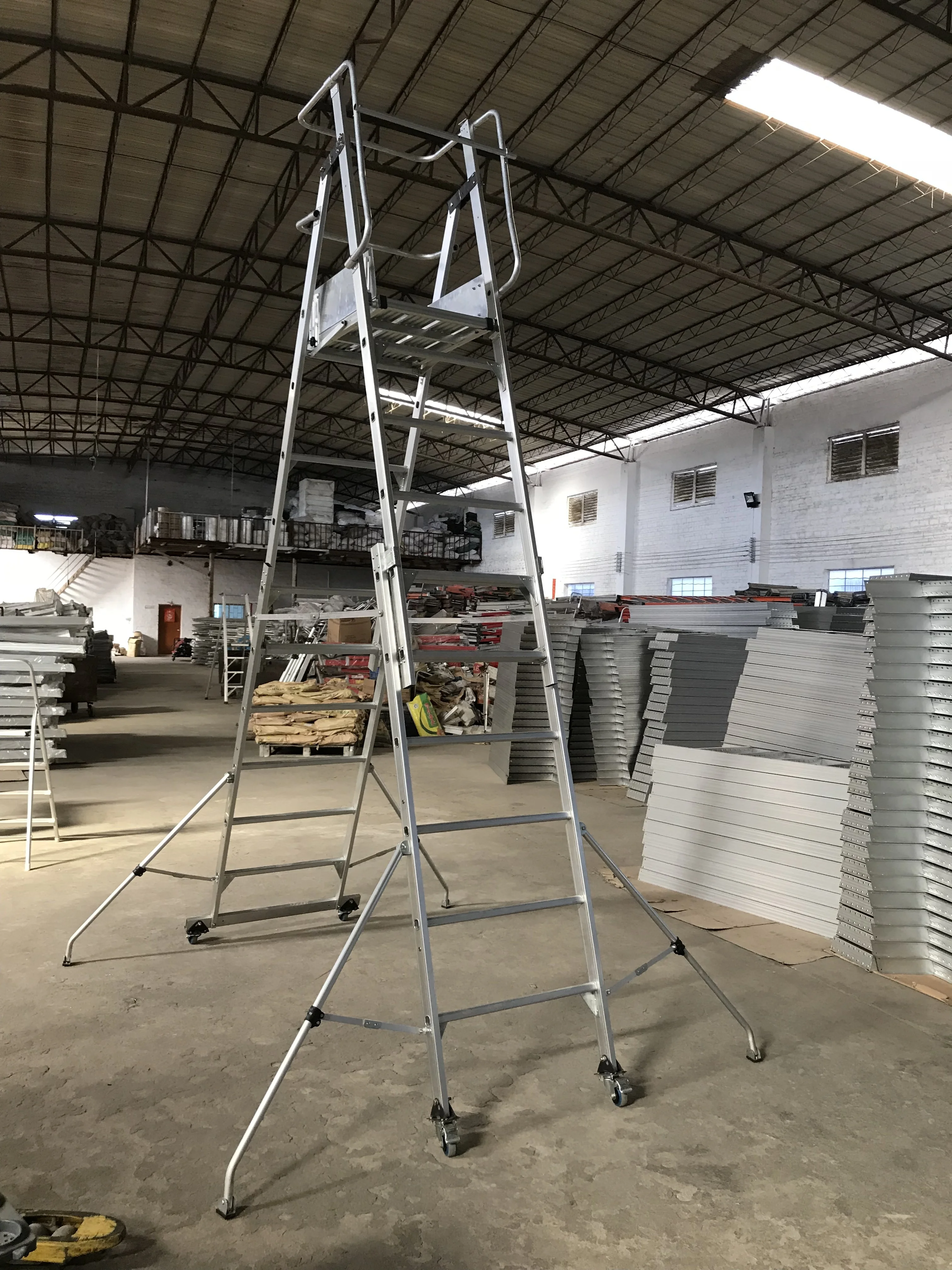 Aluminum Extension Folding Adjustable Platform Ladder With Wheels ...