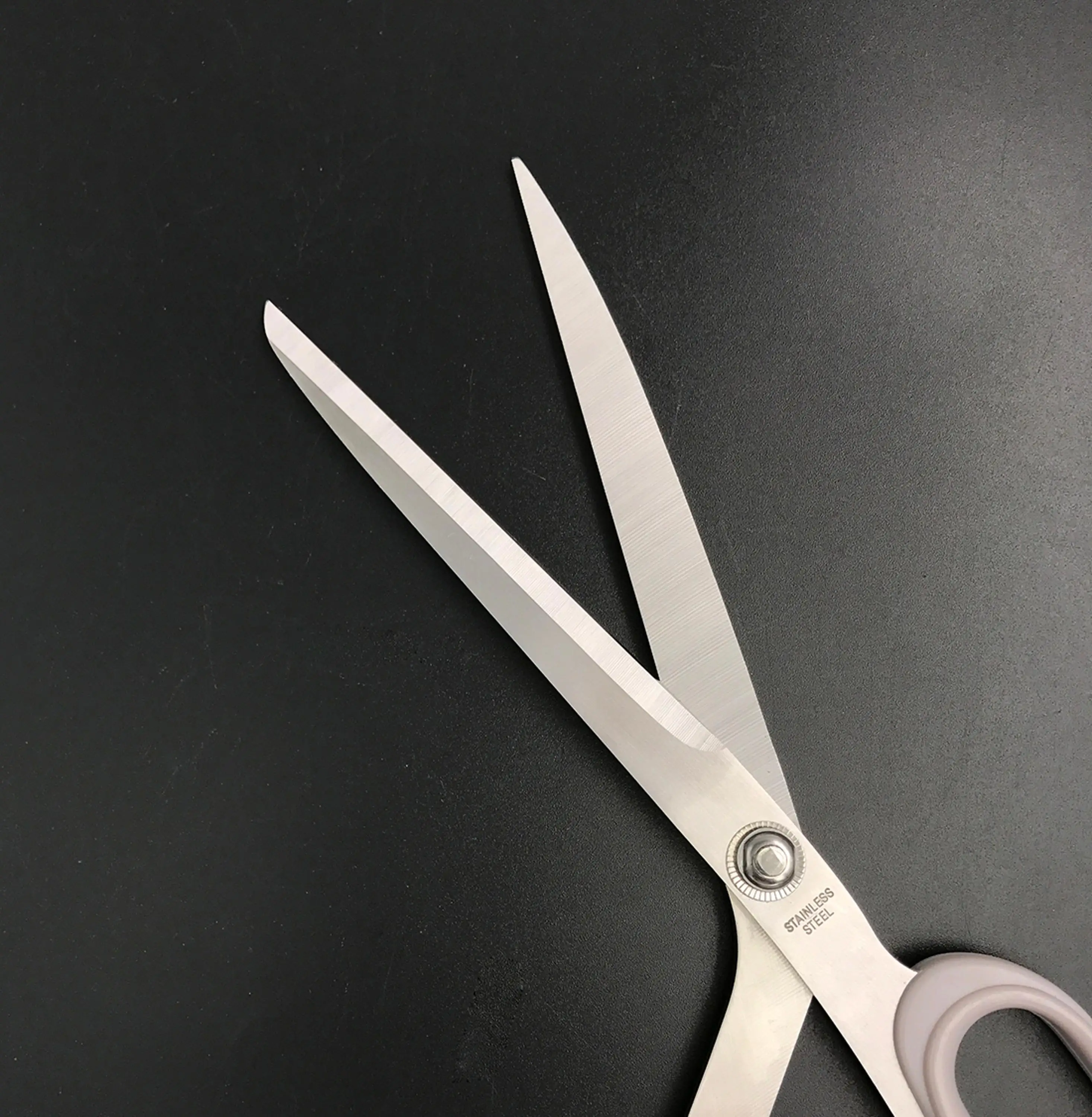 Hot Sale Different Types Of Left Handed Tailor Household Scissors - Buy ...