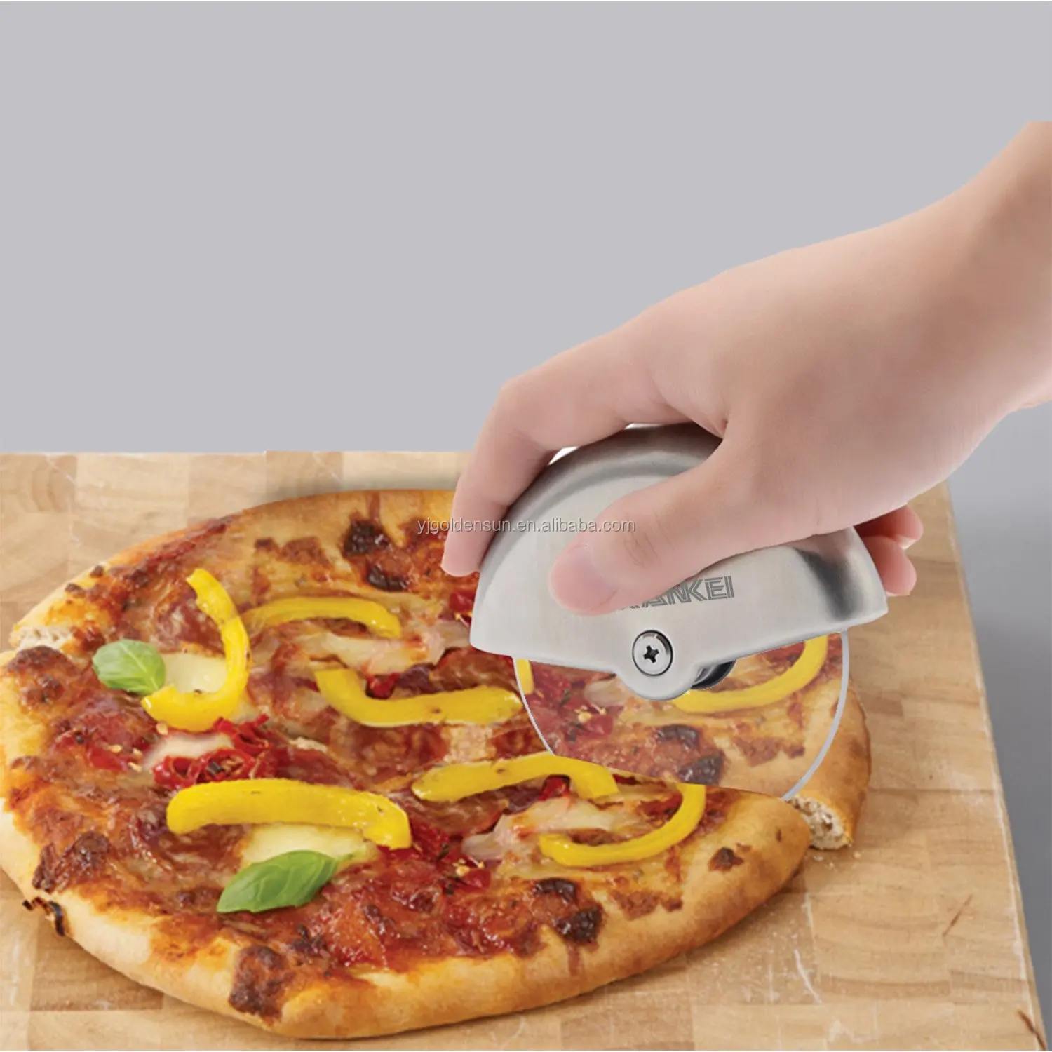 High Quality Kitchen Round Pizza Cutter Wheel With Stainless Steel ...