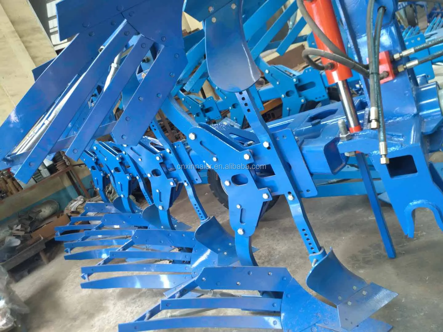 Farm Tractor Hydraulic Reversible Flip Plough Turning Furrow Plough ...