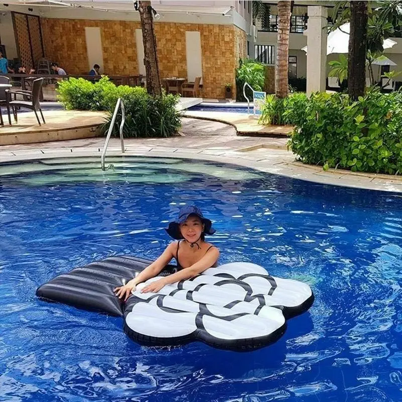 Giant Inflatable Black Rose Pool Float Sexy Flower Swimming Ring ...