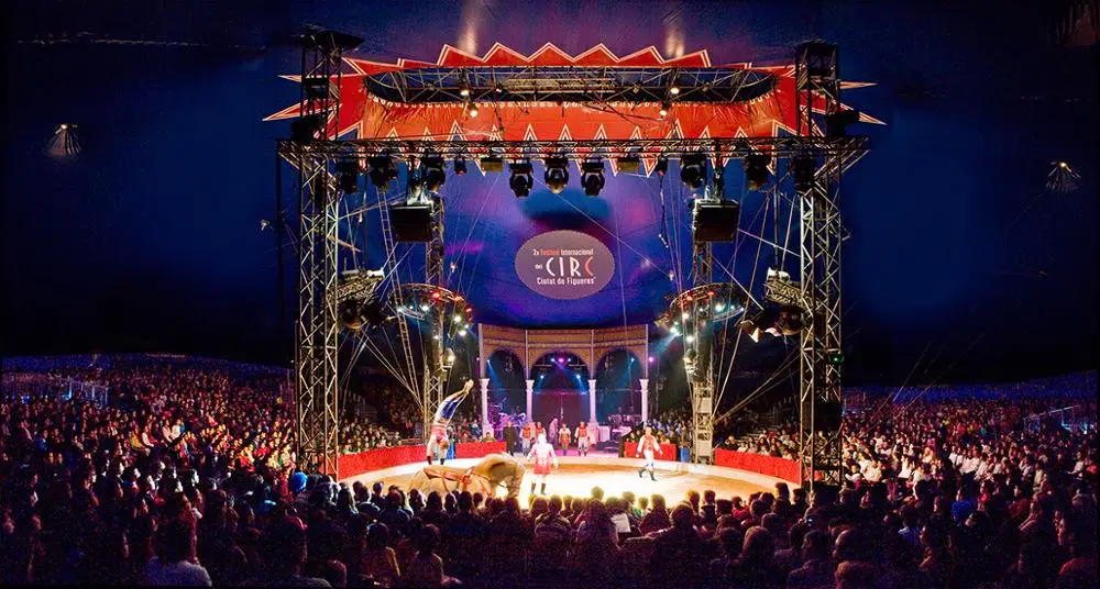 Truss For Circus Ring Carnival Tent Big Top Acrobat Trapeze Marquee ...