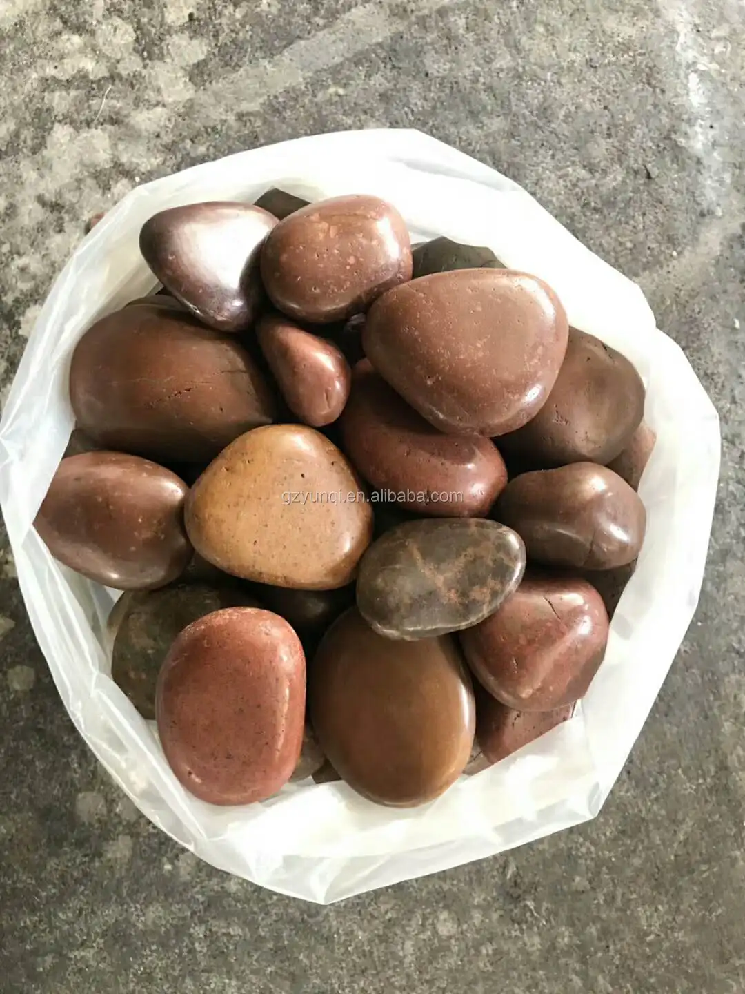 Garden Landscaping Polished Pebbles - White Marble Gravel
