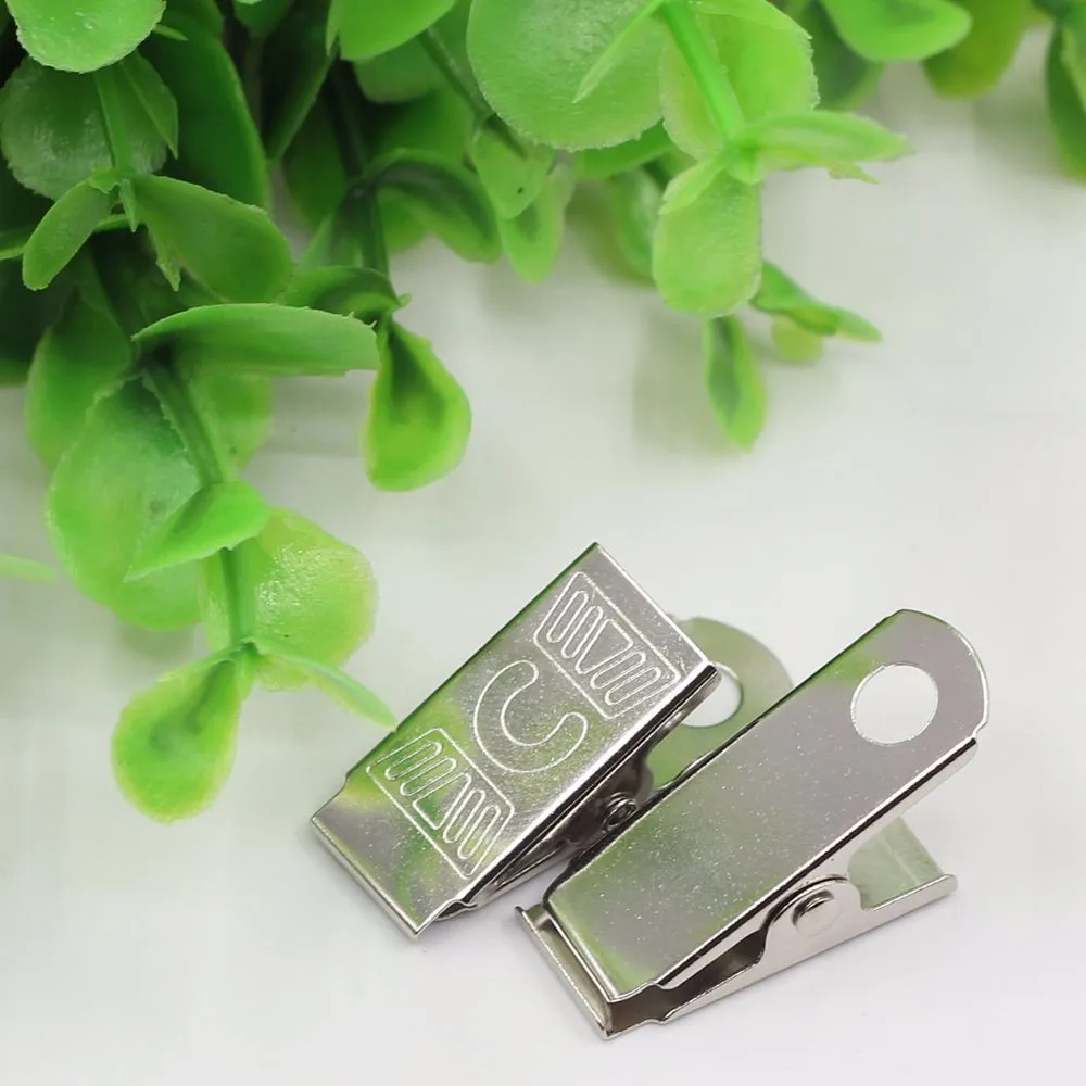 Clip De Metal De Resorte Plano De Estampado De Acero Pequeño Que Forma ...