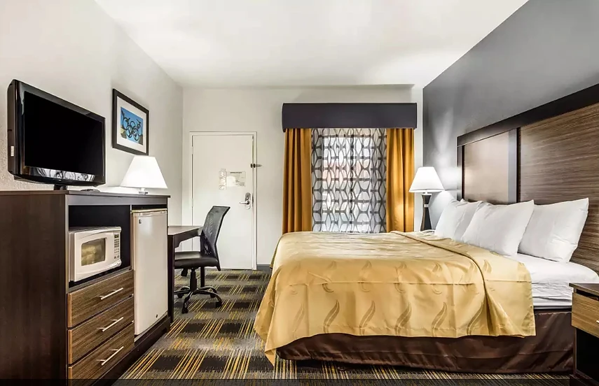 Hotel Luxury Curtain Window Treatment - American Style