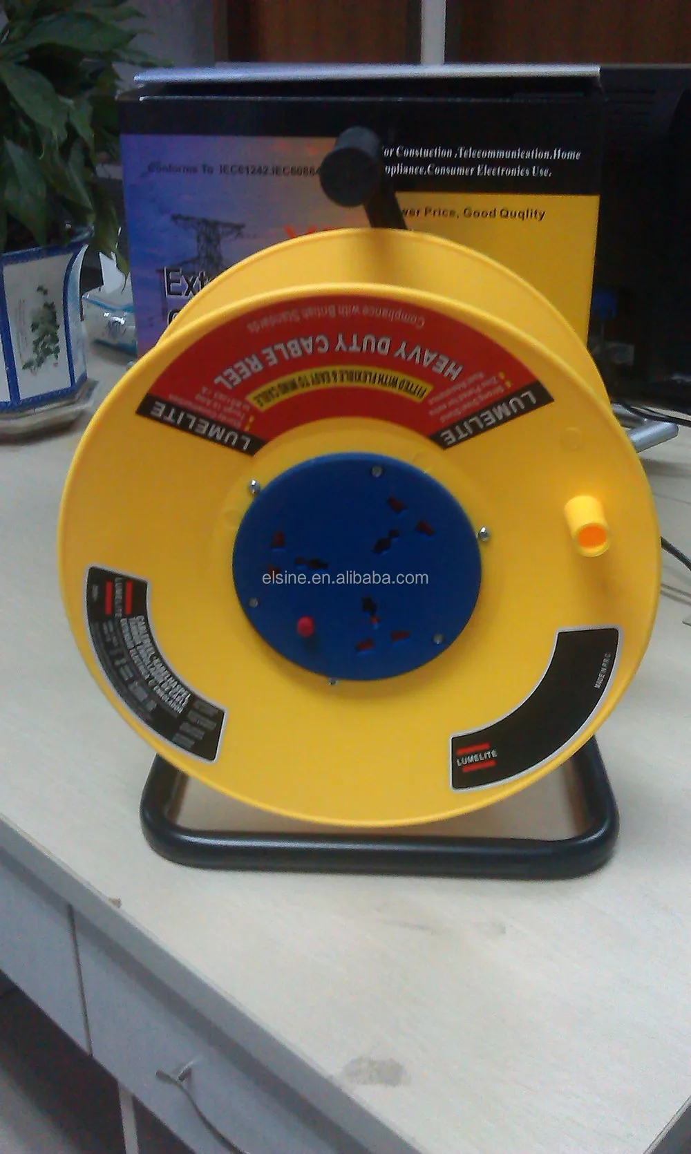 Multifunctional Cable Reel With Thermal Cut-out & Children Protection ...