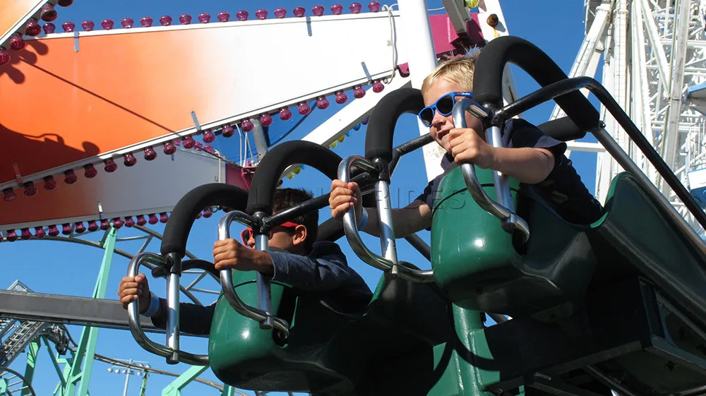 Double Flying Chair Lifting Paratrooper - Fun Amusement Ride