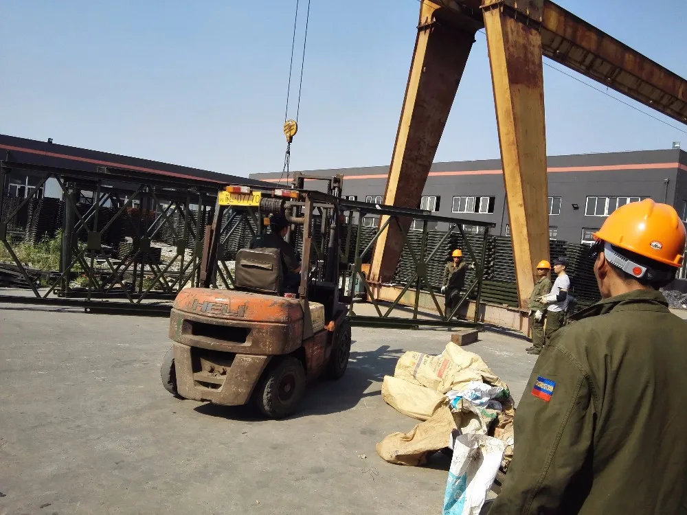 Steel Truss Pedestrian Bailey Bridge Transom Design Deck And Transom ...