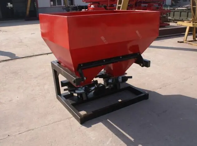PTO Fertilizer Spreader for 40-60hp Tractors - High Efficiency
