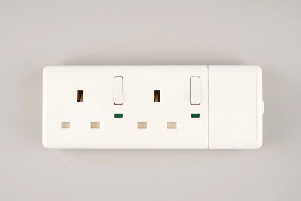 WK Double Gang Power Strip - 2M Cable, 13A Plug, Switched