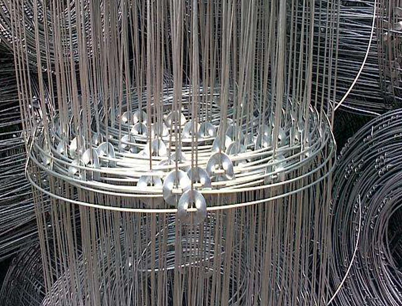 8' Fixed Knot Galvanized Pig and Goat Wire Fence - Eco-Friendly & Durable