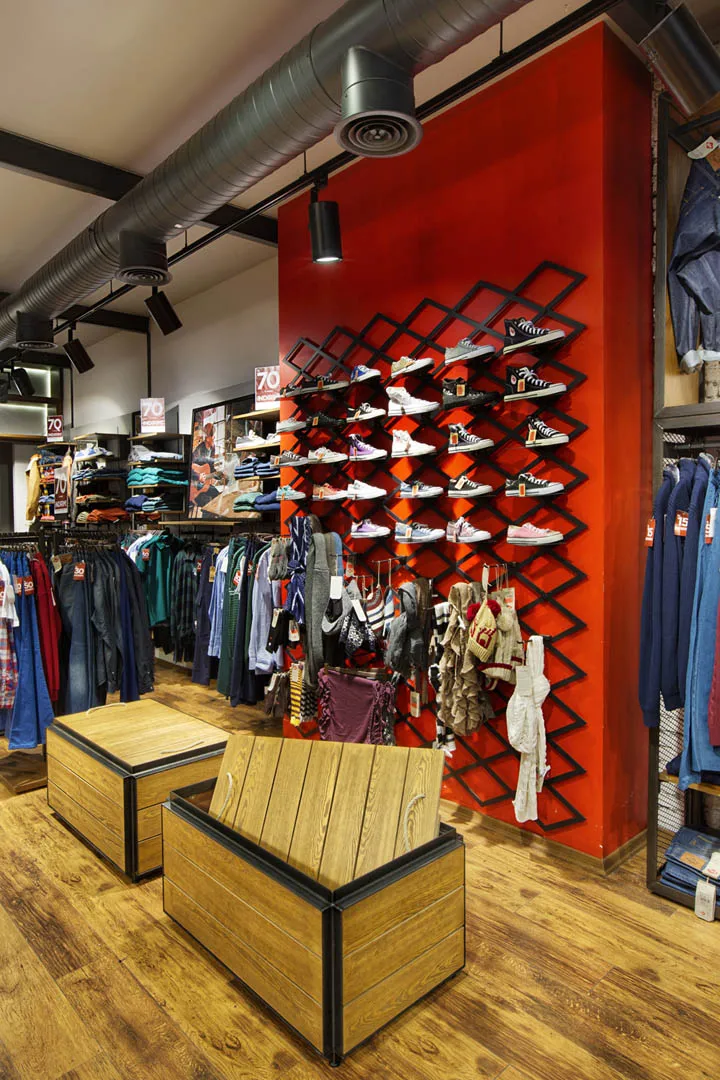 Estantes de exhibición de madera de Jeans de moda para tienda de ropa ...