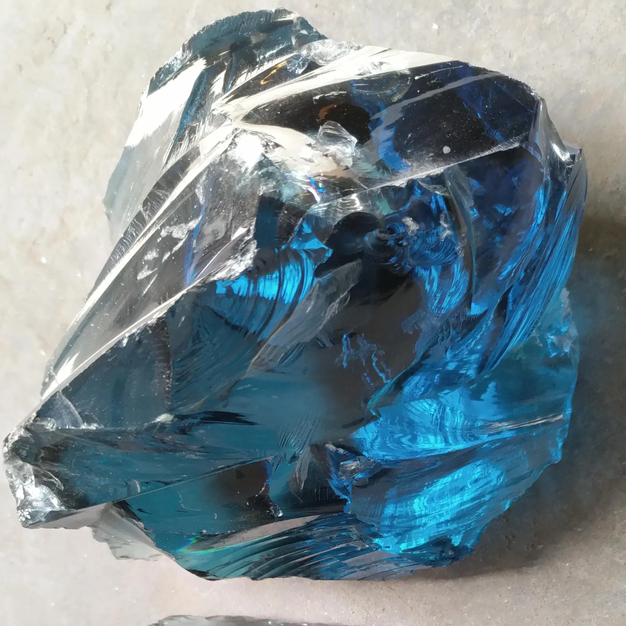 Cheap Decorative Colored Slag Glass Rocks For Gabion And Landscaping ...