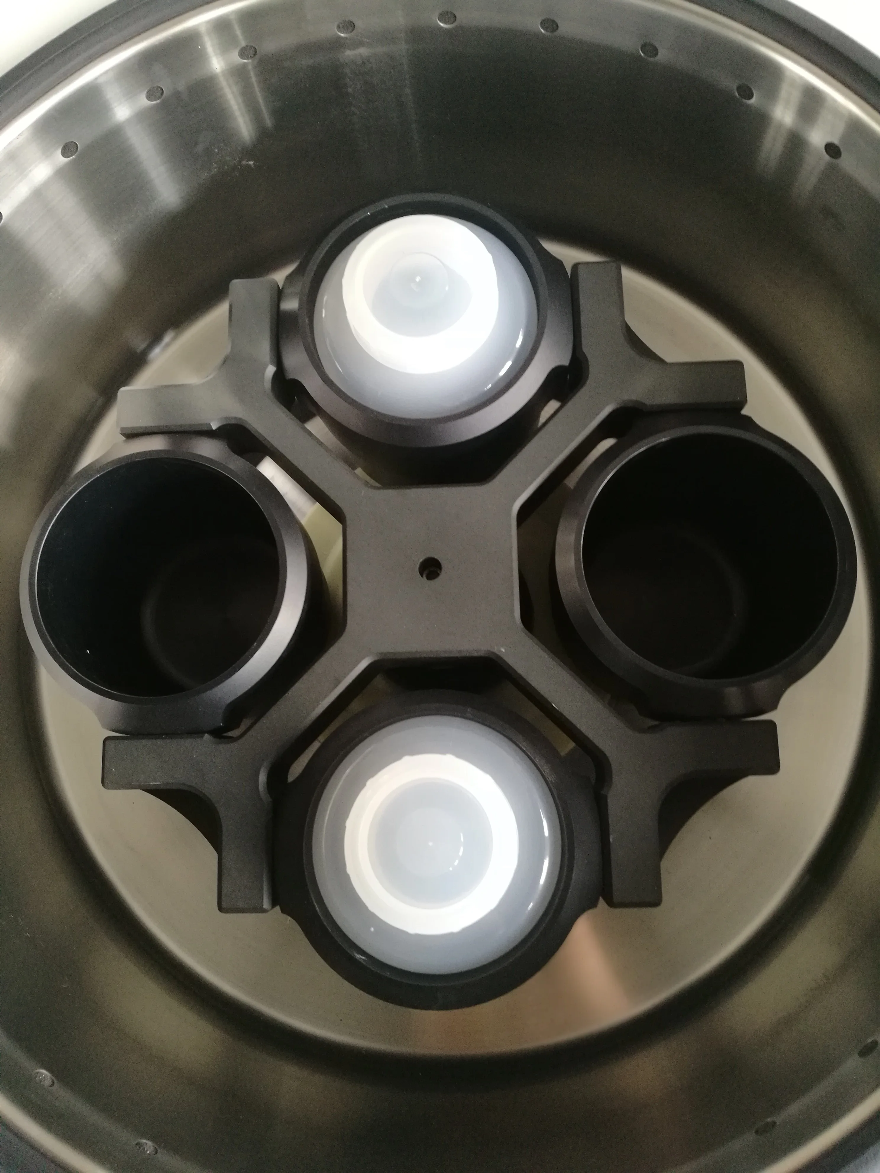 Yingtai TD5B Lab Centrifuge - 4x800ml, 5000 RPM Capacity