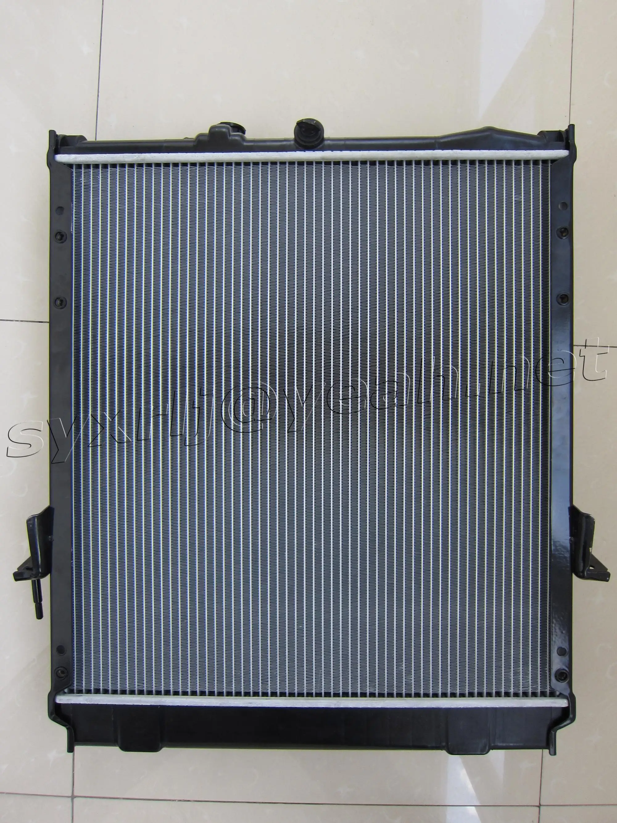 Heavy Duty Truck Radiators Manufacturer For Isuzu Truck Radiators Frr90 ...