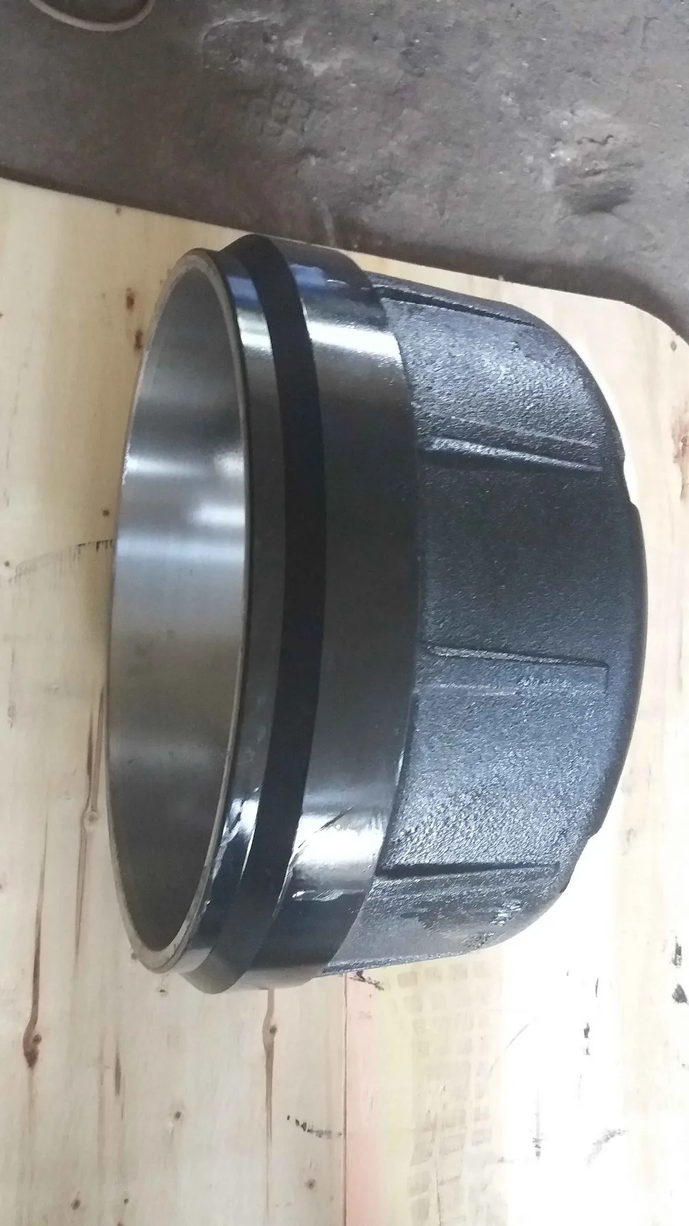 Semi-trailer Brake Drum 1414153 1414435 3171744 - Buy Truck Brake Drum ...