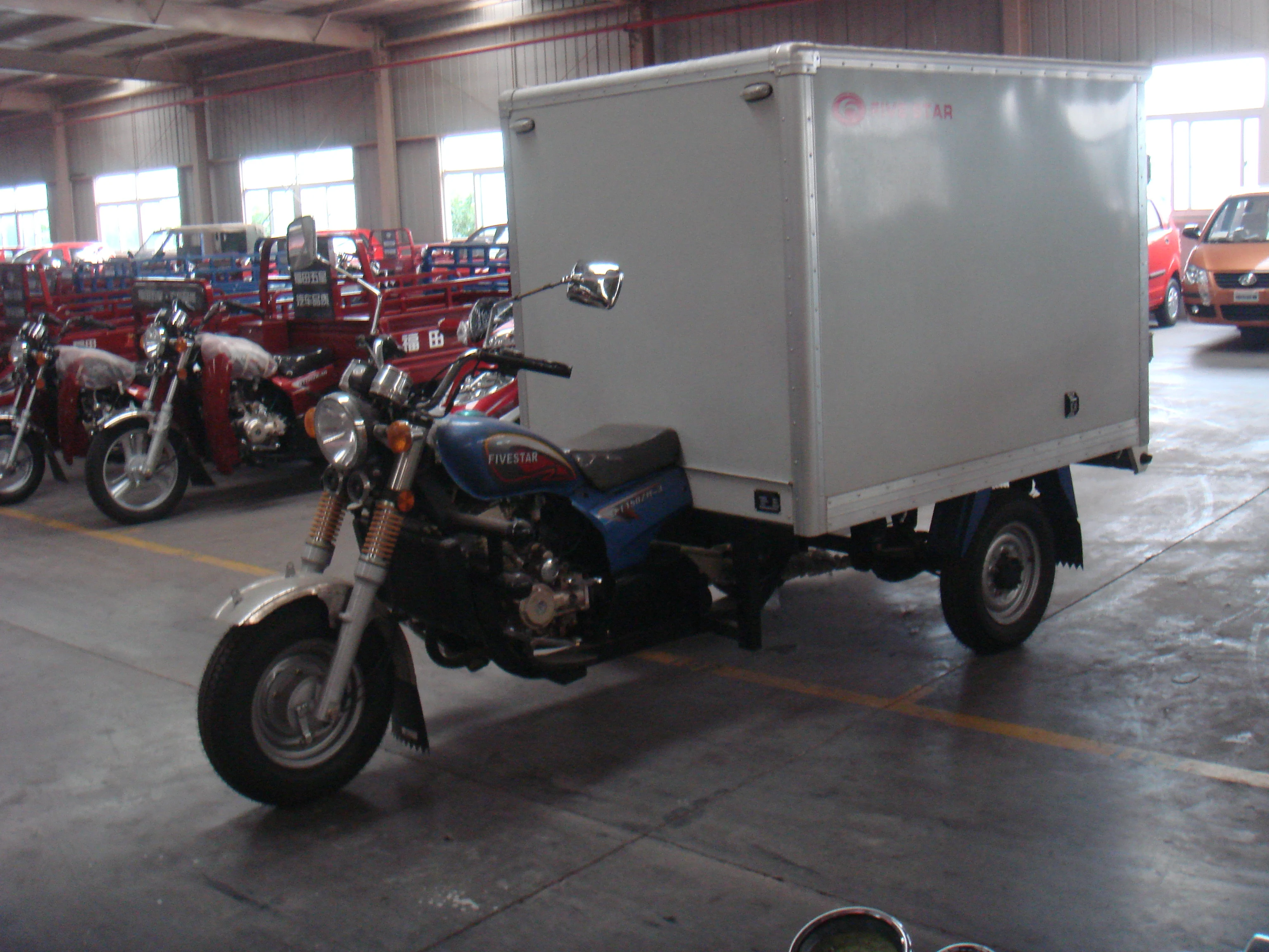 Motorized Tricycle Cargo Box - Efficient Transport Solutions