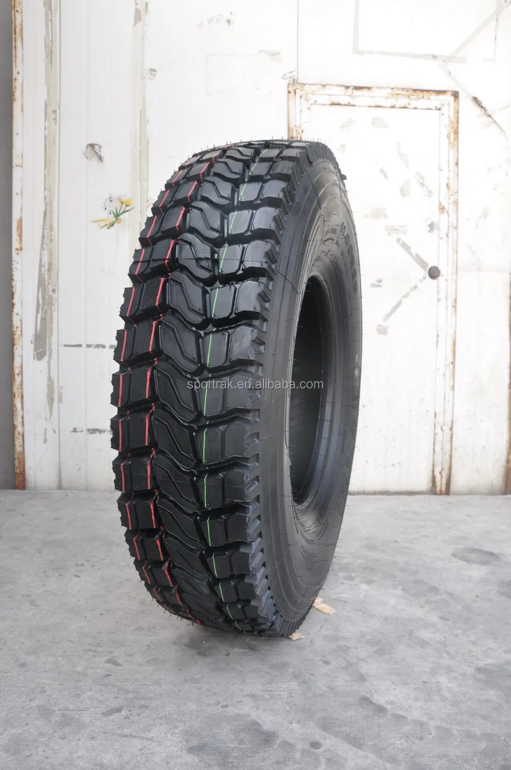 China 8.25r20 Light Truck Tire All Steel Radial Truck Tyre Cheap Price ...
