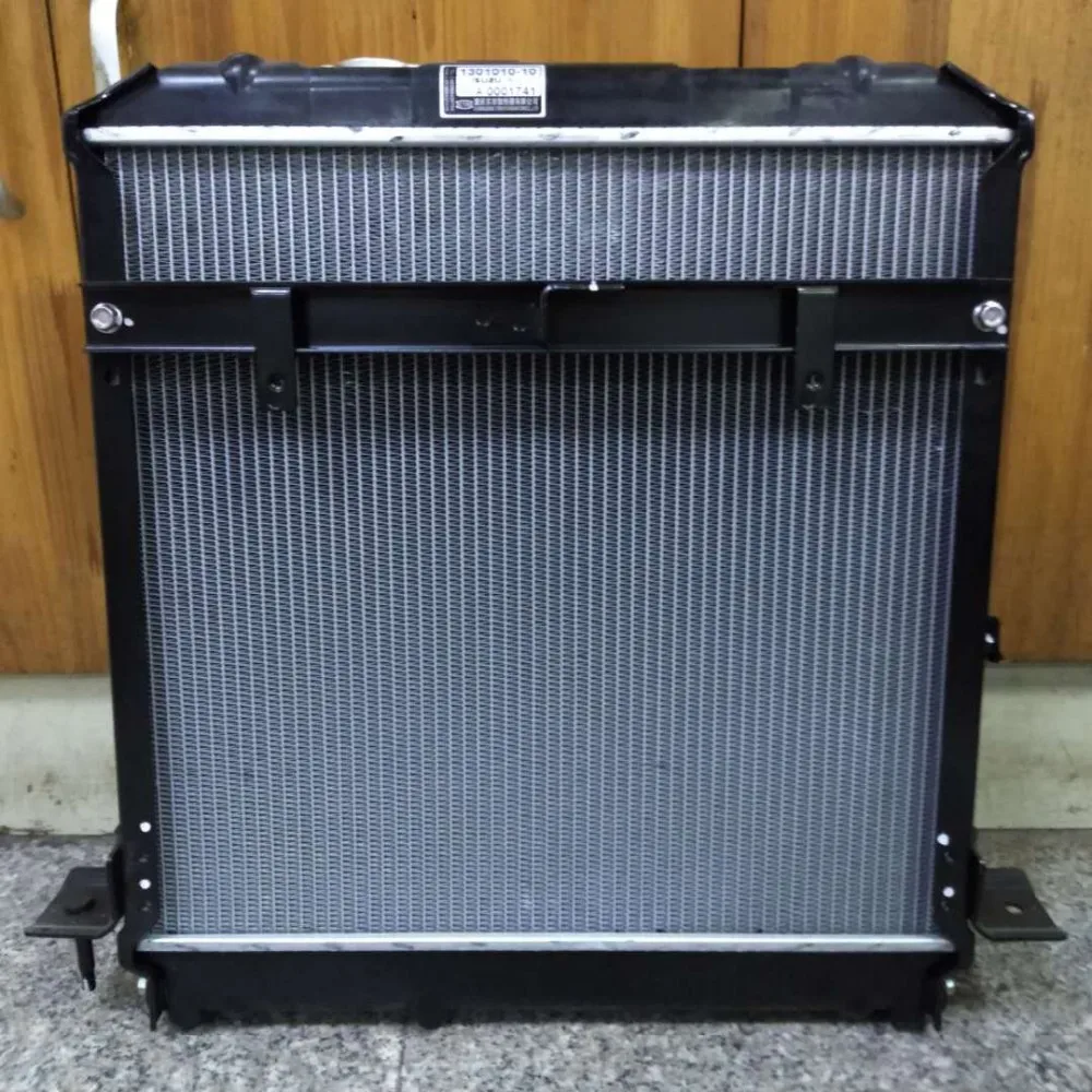 High Quality Auto Truck Cooling System for Isuzu NKR