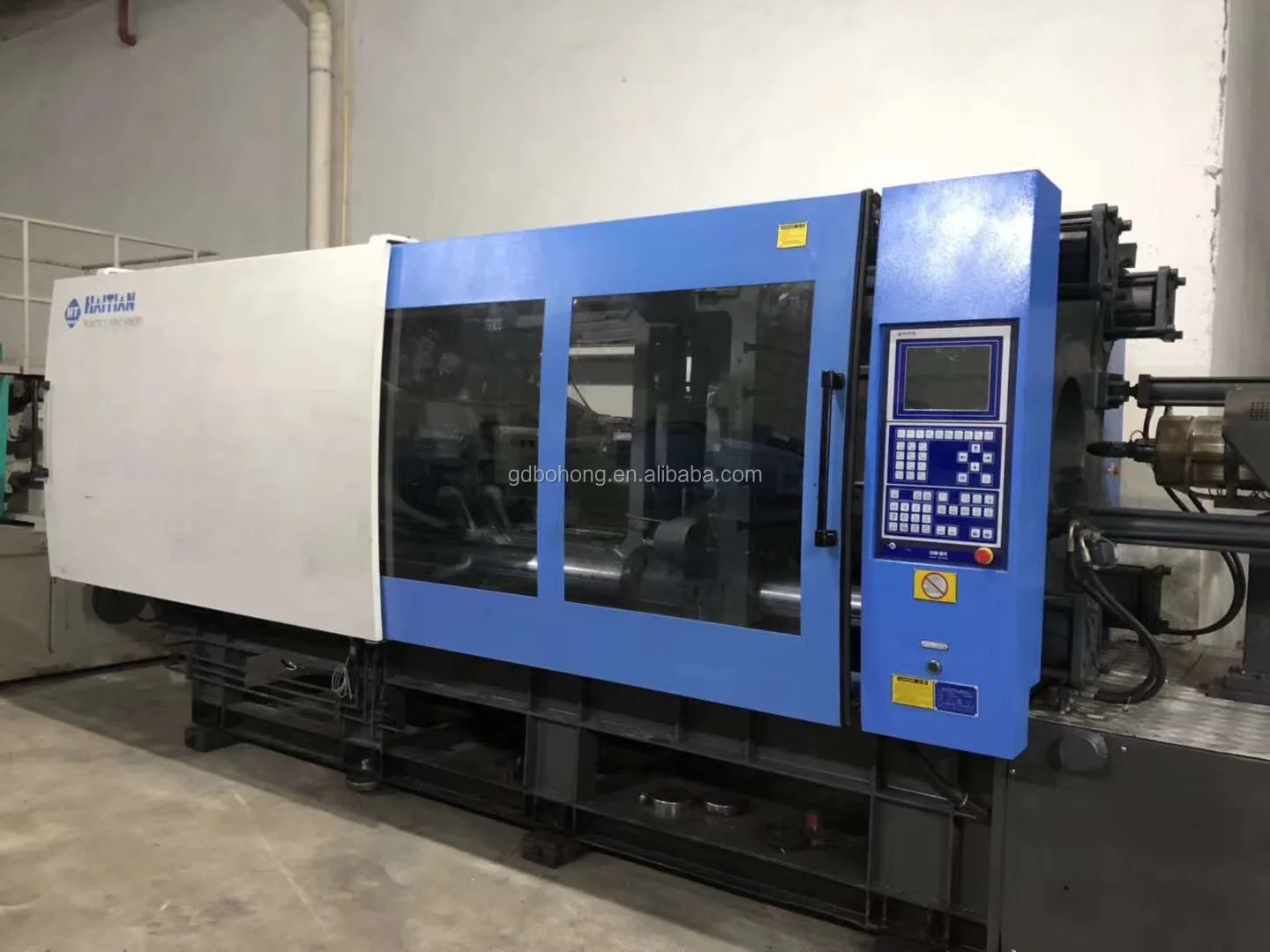 Haitian 600 Ton Used Plastic Injection Molding Machine