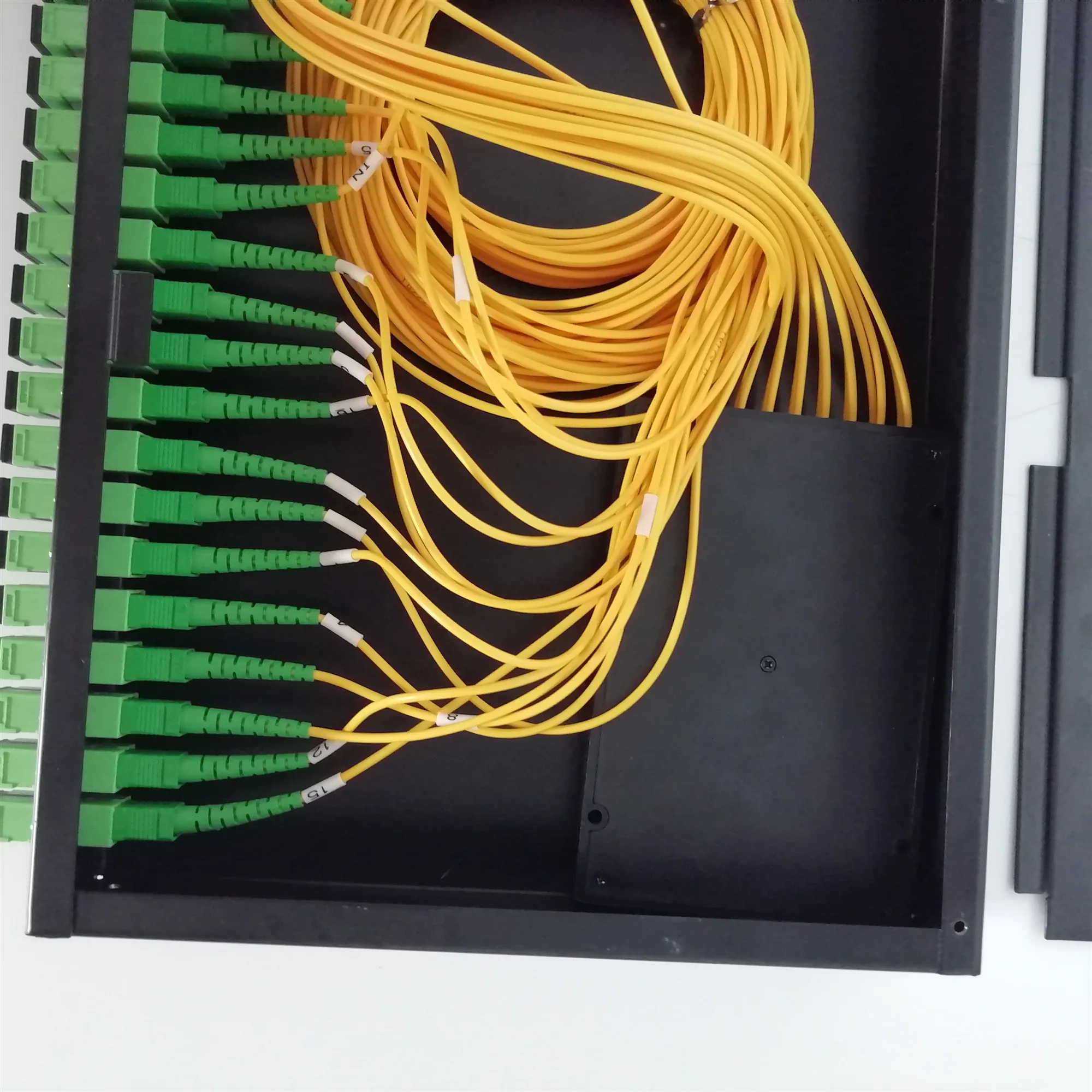 19 Inch Rack Mount 1u 32 Port Sc/apc Plc Splitter - Buy 1x24 Plc ...