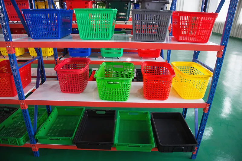 Supermarket Movable Metal Shopping Baskets - Stackable & Durable