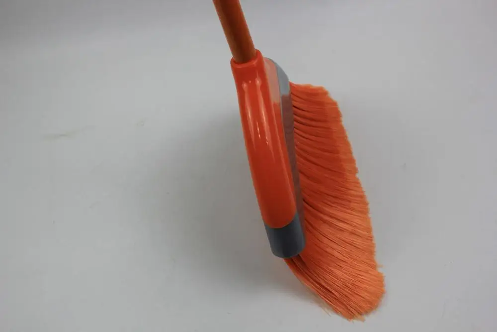 China Factory Low Price Sweep Easy Plastic Broom Stick,Cleaning Magic ...