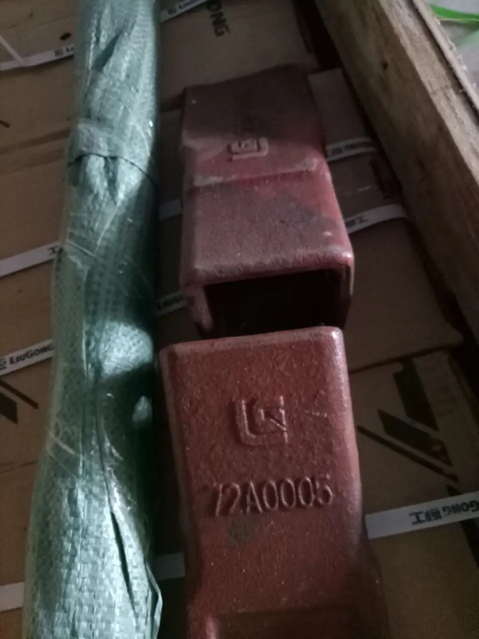 CLG856 Wheel Loader Spare Parts - Quality Bucket Teeth