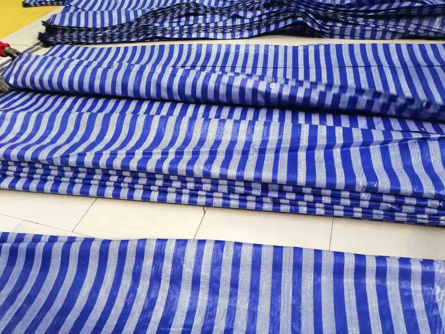 Blue And White Striped Straw And Tarps,Plastic Woven Cloth Covering For ...