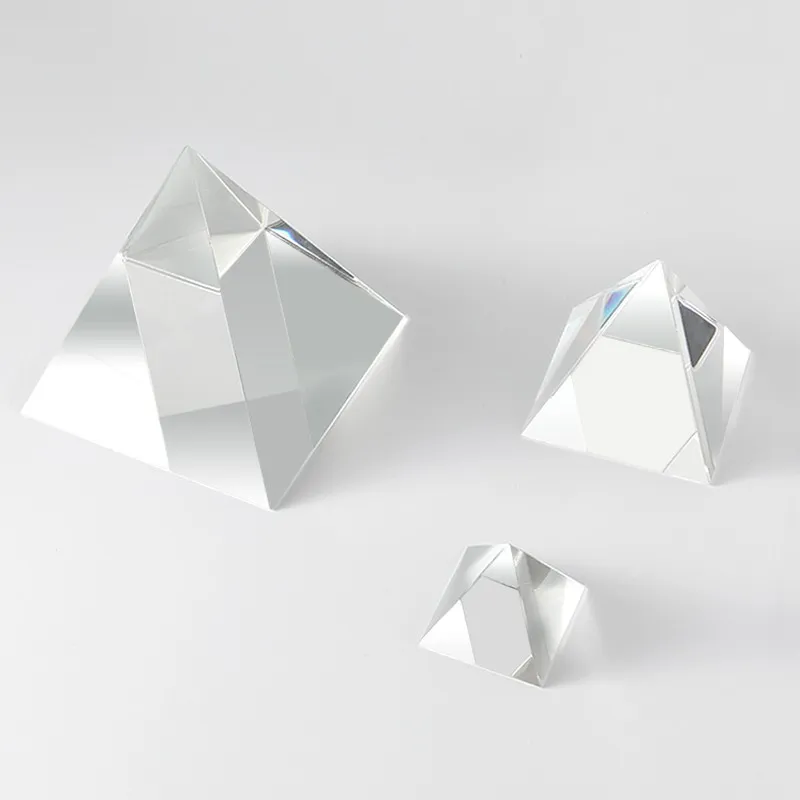 Wholesale Cheap Clear Crystal Glass Pyramid Paperweight