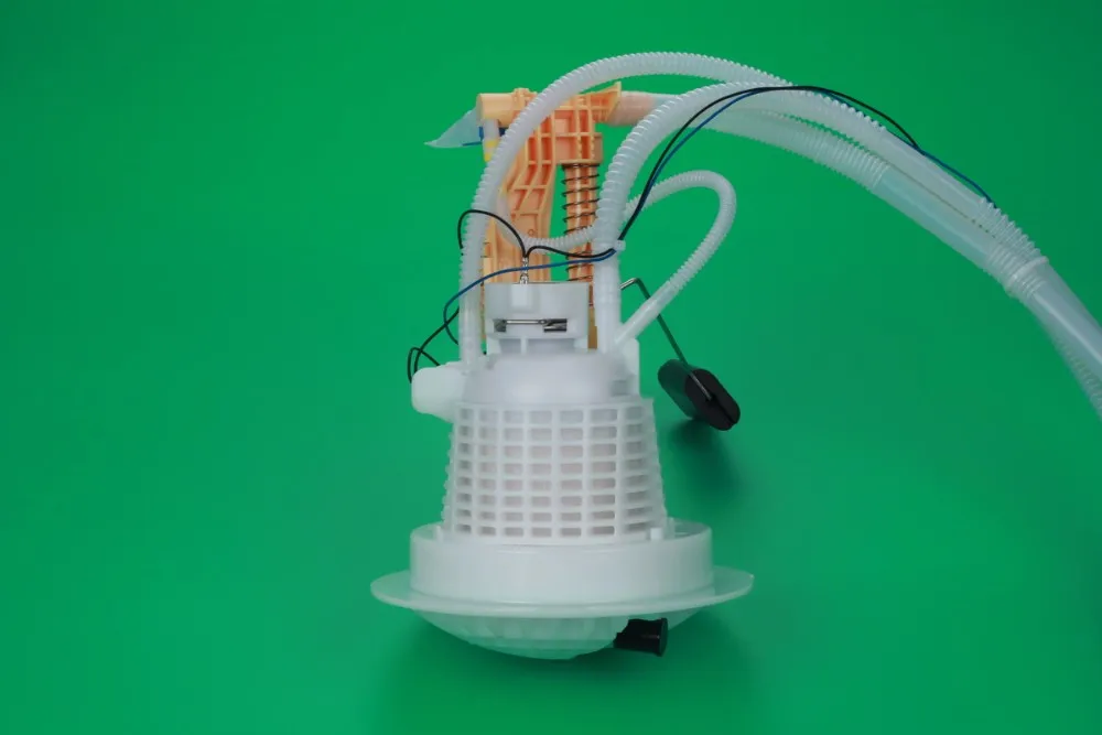 Oem2514700090 Fuel Filter Gas Filter For R350 R500 Germany Car Gas ...