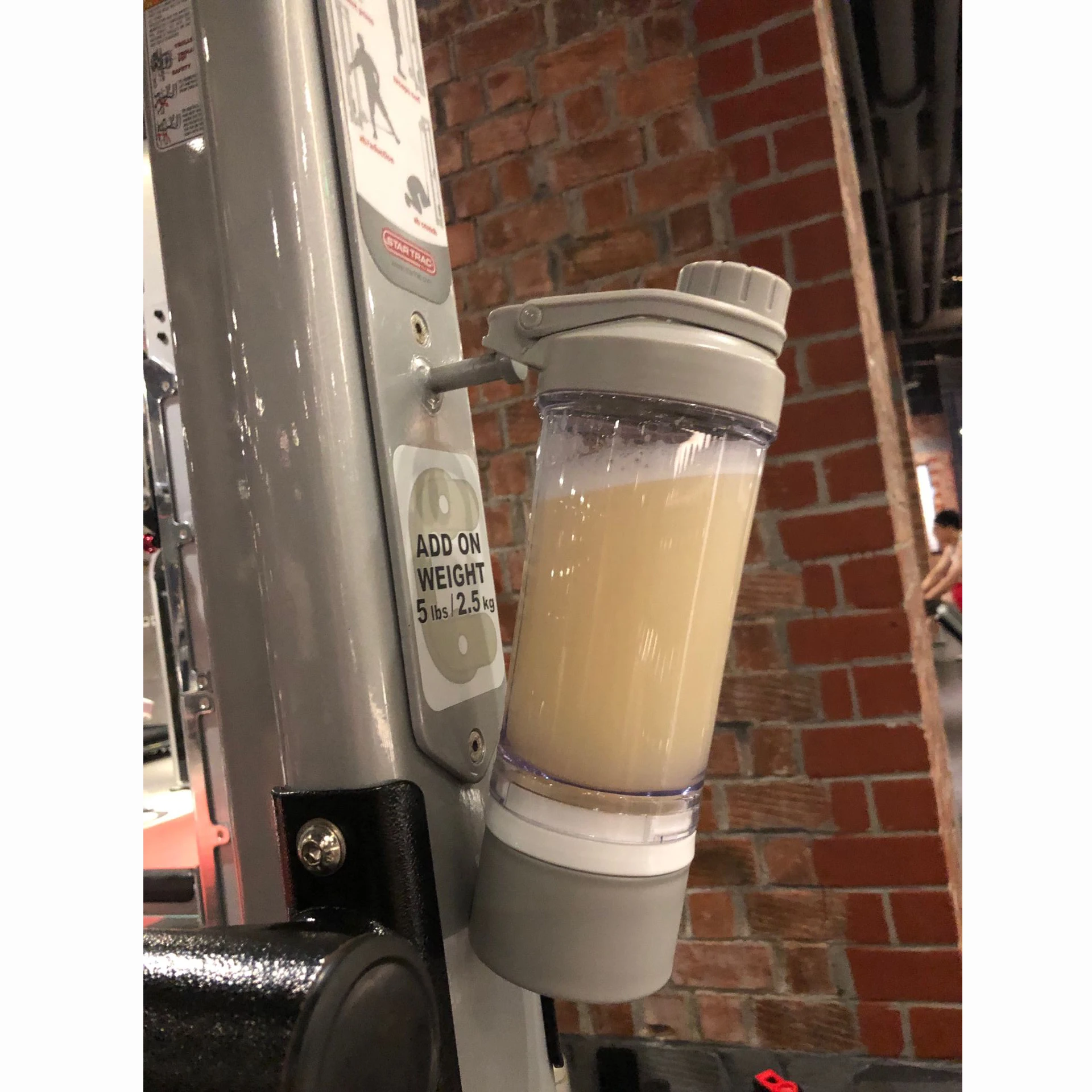 700ml/23oz Customization Gym Sports Shakers Protein Shaker Plastic ...