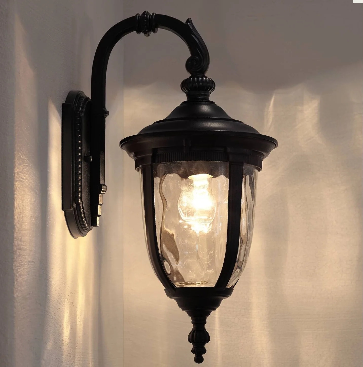 Rustic Outdoor Wall Light Fixture - Black Hammered Glass