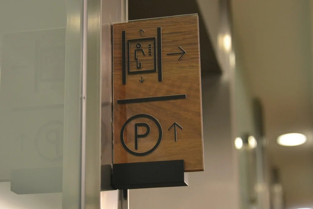 Aluminum Signage Mounting Clamp For Advertising Public Signage Clamp ...