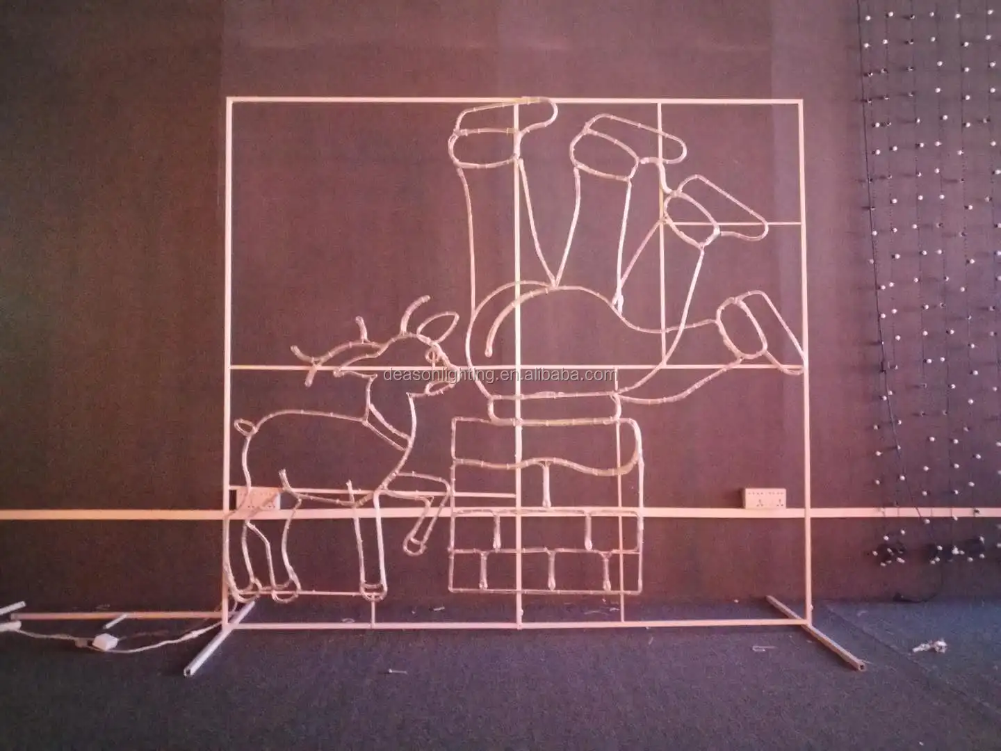 Christmas Outdoor Wire Frame Decorations - Deasonlighting