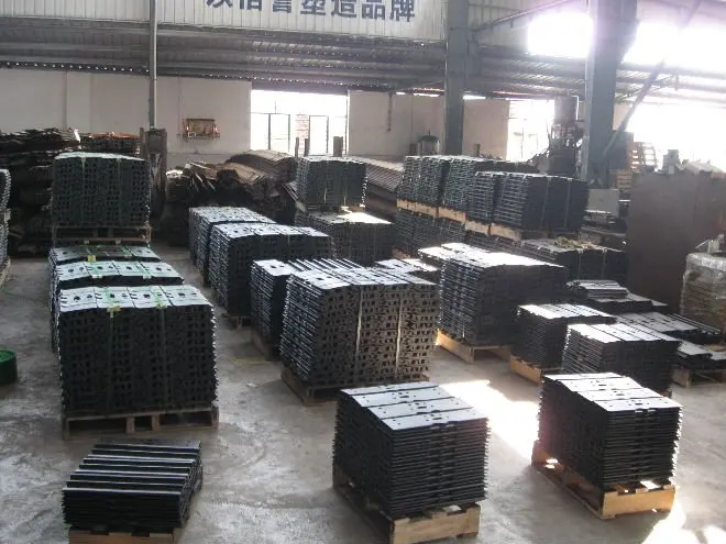 Dozer Plate Track Pad HD200 - Durable & Versatile Solutions