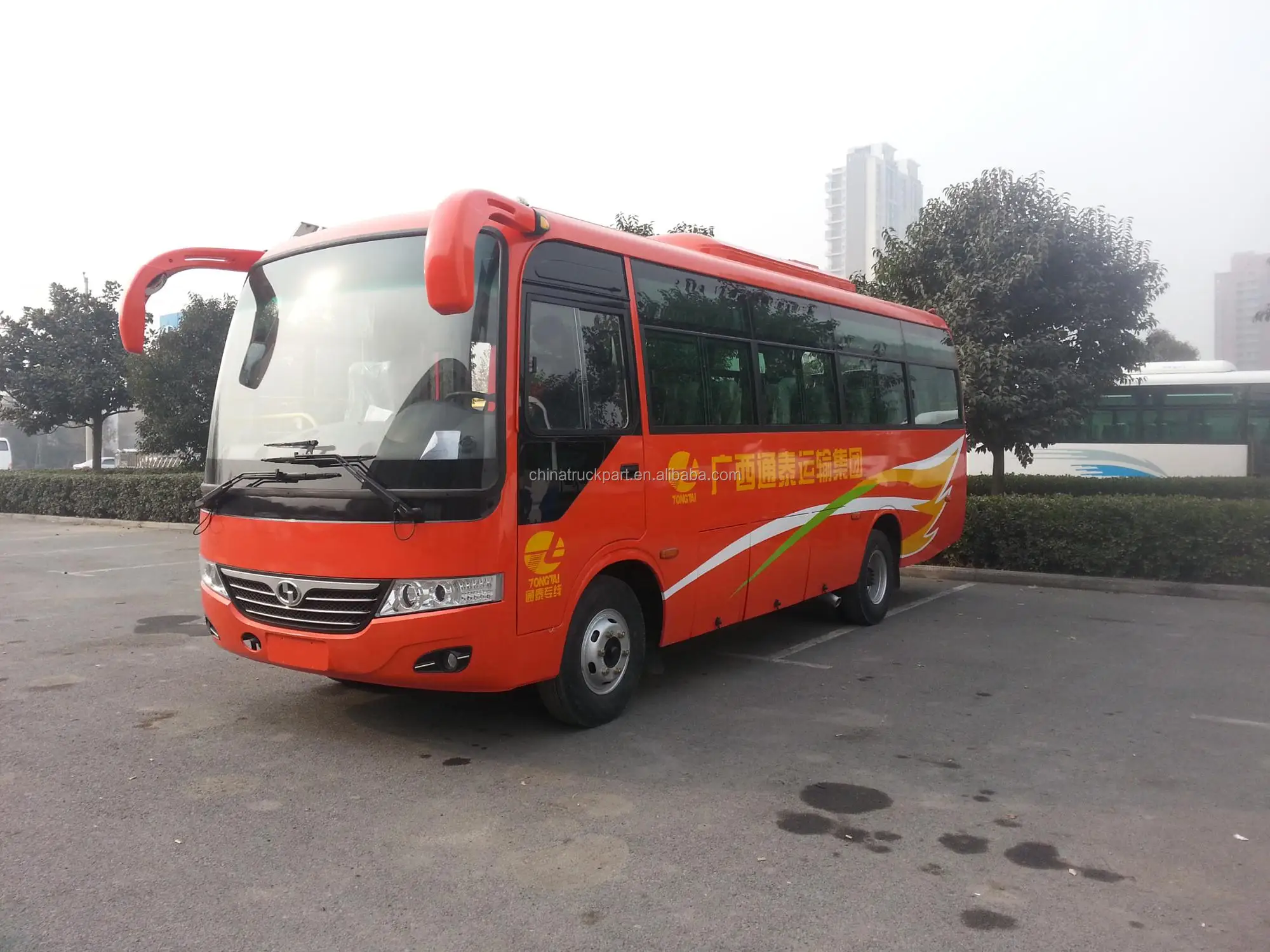 SINOTRUK Bus - Comfort and Efficiency for All Passengers