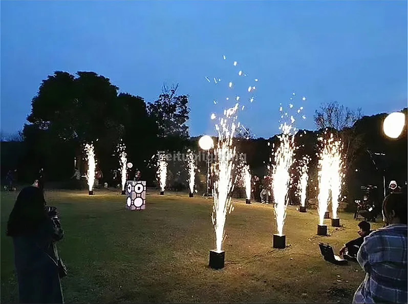 婚礼冷烟花,婚礼烟花(第15页)_大山谷图库