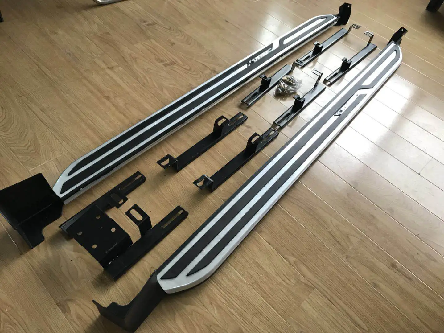New Developed Running Boards Side Nerf Steps For Toyota Rush 2018 ...