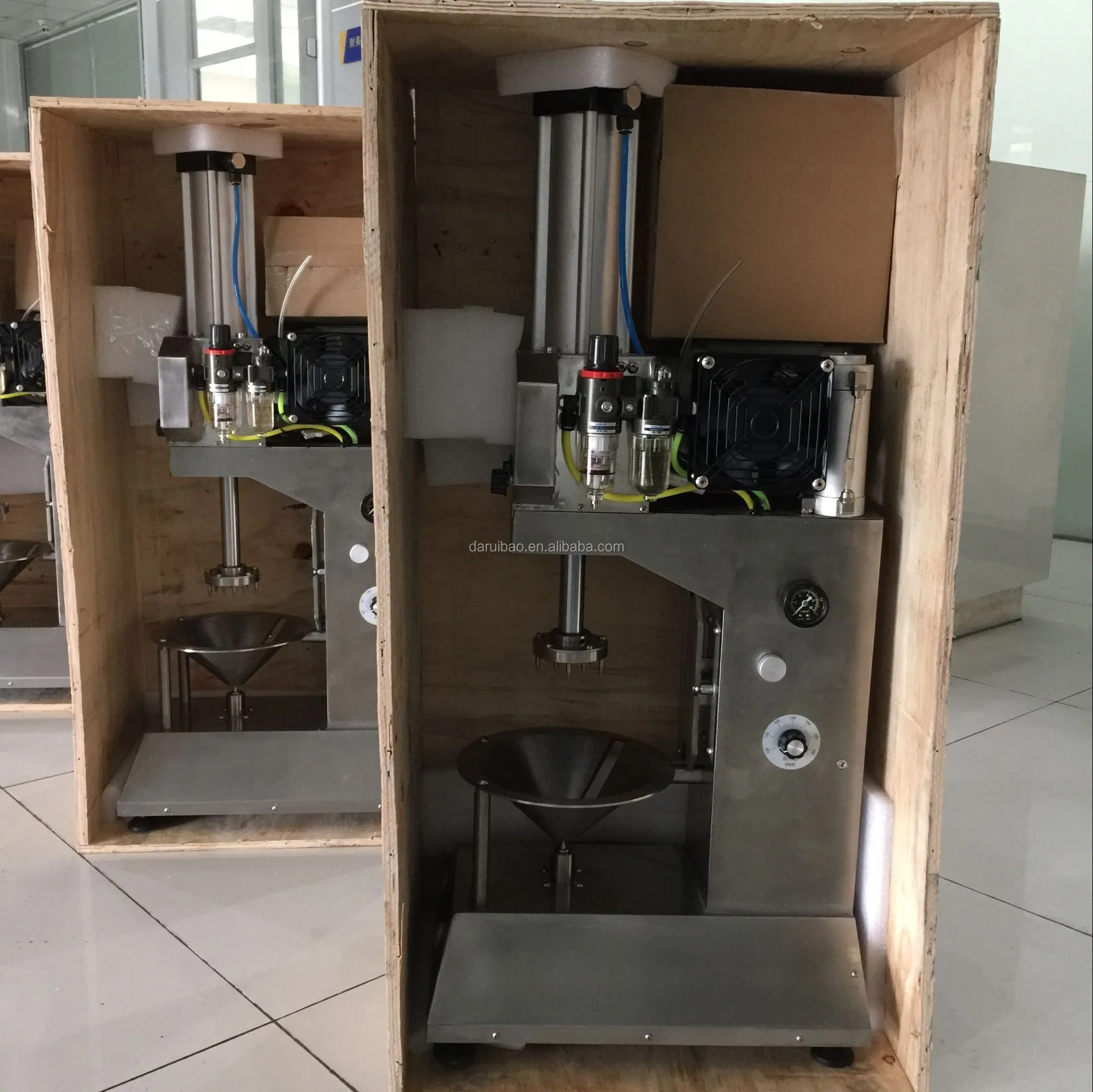 304 Stainless Steel Coconut Decorticator - Automatic Peeling