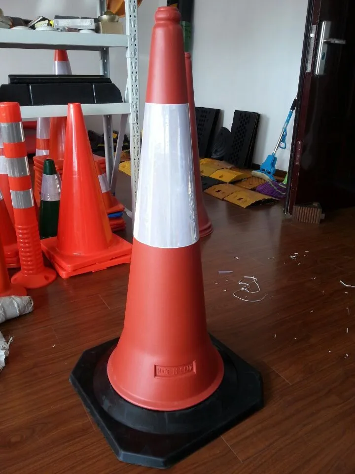 Red Stronger Pe Plastic Traffic Cone Henna Cone Mehndi Cone - Buy ...