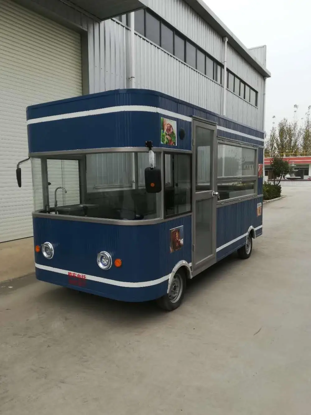 LKW Wagen - Fast Food Cart Trailer Truck with Full Kitchen