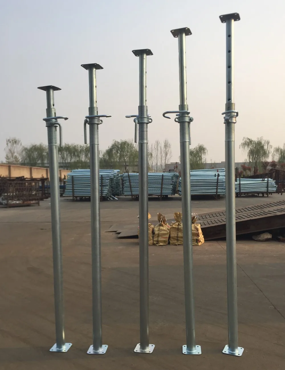 Italy Steel Adjustable Jack Prop Formwork Props Heavy Duty Galvanized ...