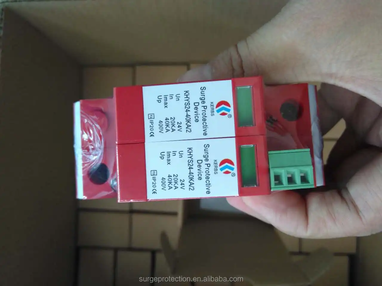 Single Phase Surge Protection Device for Photovoltaic Systems