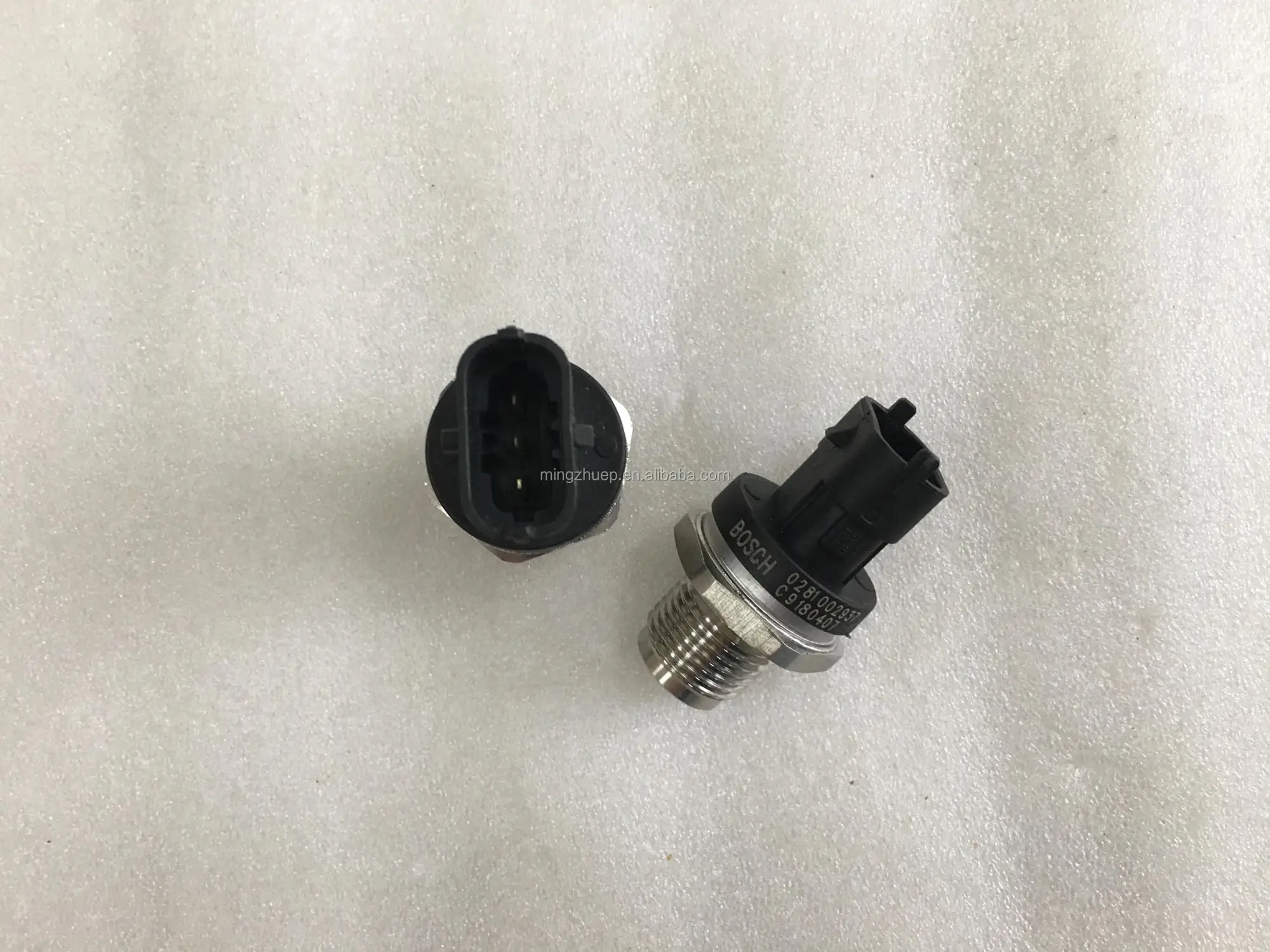 EC210B Fuel Pressure Sensor 0281002937 - Reliable Performance