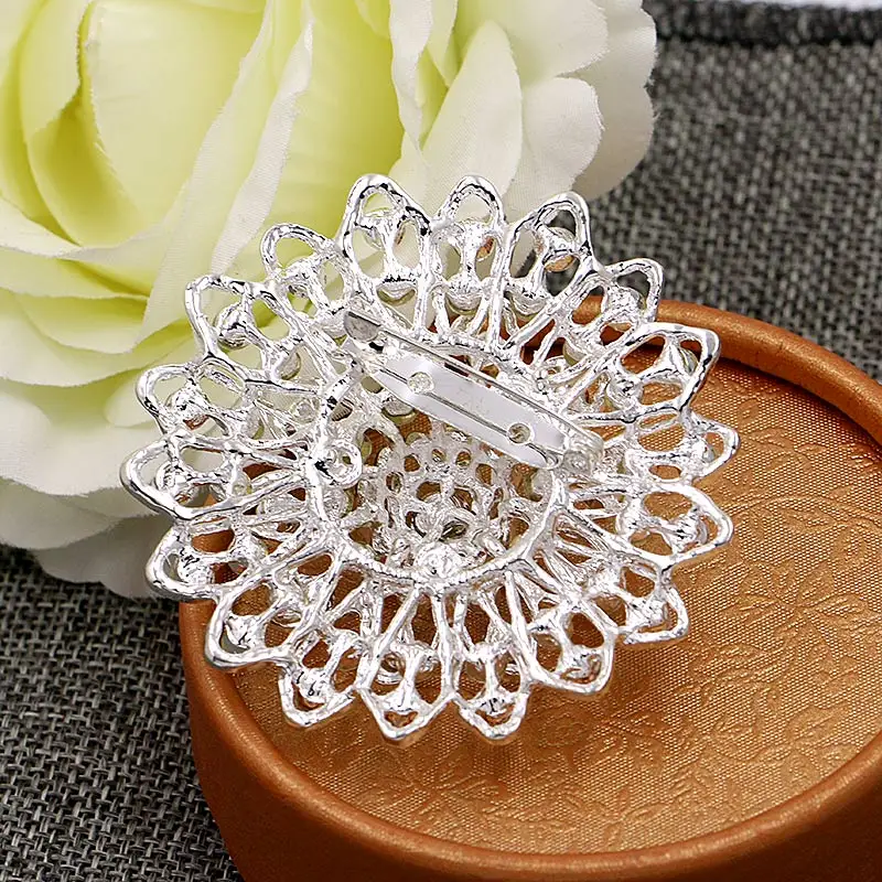 Cheap Business Casual Brooches For Suit Flower Rhinestone Brooch For ...